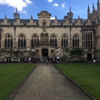 Oriel College - University