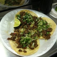 Tacos Reyes - Mexican Restaurant in Canoga Park