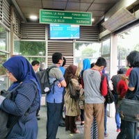 Halte TransJakarta Pondok Pinang - Kebayoran Lama - Jakarta, Jakarta