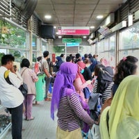 Halte TransJakarta Pondok Pinang - Kebayoran Lama - Jakarta, Jakarta