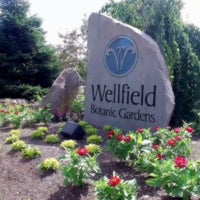Wellfield Botanic Gardens - Garden in Elkhart