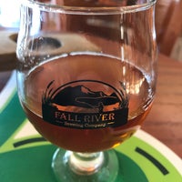 Fall River Brewing Co. Taphouse - Mistletoe - 7 tips