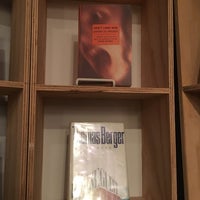 Brickbat Books - Queen Village - Pennsport - 2 tips