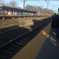 NJT - Metuchen Station (NEC) - Train Station in Metuchen
