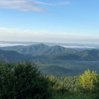 Pisgah Inn - Blue Ridge Parkway Milepost 408.6