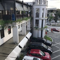 Chimes Square - Pasong Tamo - Congressional Avenue