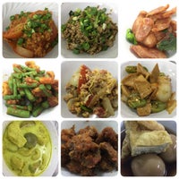 ตลาดสามแยกสันทราย (Sam Yak Sansai Market) - 40 tips