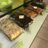 Leona's Cakes & Pastries - Bakery