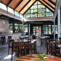 CUPS {Coffee & Kitchen} - Coffee Shop