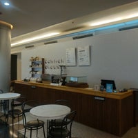 Common Grounds - Coffee Shop in Jakarta Pusat