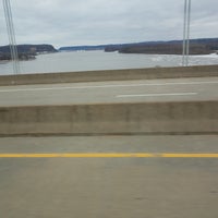 Iowa/Wisconsin State Line - Border Crossing