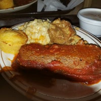 MacArthur's Restaurant - Southern Food Restaurant in Austin