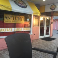 Anthony's Grill - Paradise island, Bahamas