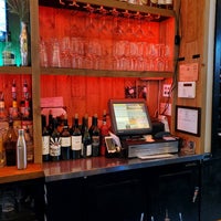 Cafe Joelle - 25 Main St