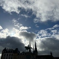 Place Guillaume II - Knuedler - Plaza in Luxembourg