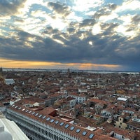 Venezia Tronchetto Parking - Piazzale Roma - Isola Nuova del Tronchetto ...