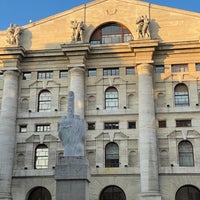 Piazza degli Affari - Duomo - Piazza degli Affari