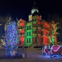 Denton County Courthouse - 110 W Hickory St