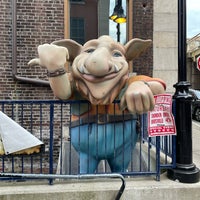 The Troll Pub Under The Bridge - Pub in Louisville