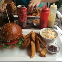 Tuning Bar & Burger - Zsidónegyed - Akácfa u. 45.