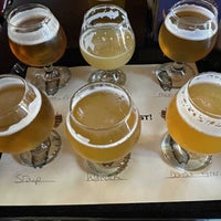 Beveridge Place Pub - West Seattle - 6413 California Ave SW