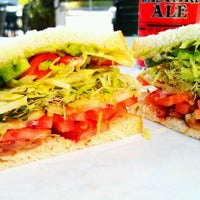 Gus's Grocery - Sandwich Place