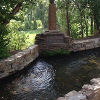 Hemingway Memorial - 2 tips from 98 visitors