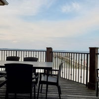 Hemingway's Island Grill - 62 tips from 2156 visitors