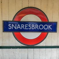 Snaresbrook London Underground Station - Snaresbrook - 4 tips from 559 ...