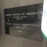 Ralph H Metcalfe Federal Building - Government Building in Chicago