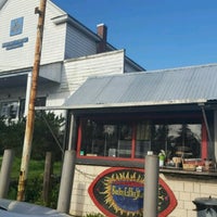 Burton Coffee Stand - 3 tips