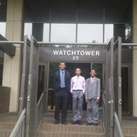 World Headquarters of The Watchtower (Now Closed) - Brooklyn Heights - 10 tips