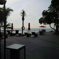 Pantai Anyer (Anyer Beach) - Jalan Raya Anyer