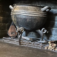 Leaky Cauldron - Universal Studios - 100 tips from 8438 visitors