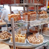 Dean & DeLuca (Now Closed) - Georgetown - Washington, D.C.