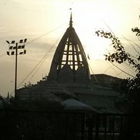 Jhandewalan Temple