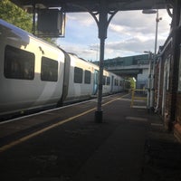 Hackbridge Railway Station (HCB) - Rail Station