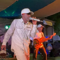 Swabbies Restaurant & Bar - American Restaurant in Sacramento