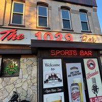 The 1029 Bar & Smack Shack - Northeast Minneapolis - 74 tips