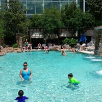 Outdoor Pool - Gaylord Texan - Grapevine, TX