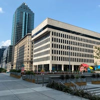 Place Ville Marie - Building in Ville-Marie