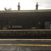Thames Ditton Railway Station (THD) - Rail Station