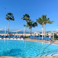 Hale Koa Hotel Poolside - Waikiki - Honolulu, HI