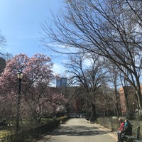 Corlears Hook Park - Park in Lower East Side