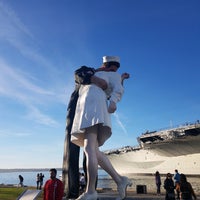 Embracing Peace Statue - Outdoor Sculpture in Marina