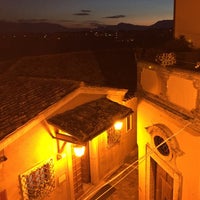 Castello Chiola Dimora Storica Hotel Loreto Aprutino - 5 tips from 136 ...