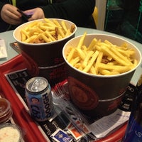 Iran KFC | کی اف سی ایران - منطقه ۳ - Valiasr Ave.