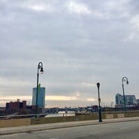 Walnut Street Bridge - Bridge in Philadelphia