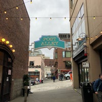 Post Alley - Pike Place - 6 tips from 1139 visitors