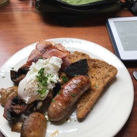 Wild Cafe - 10a Queen St